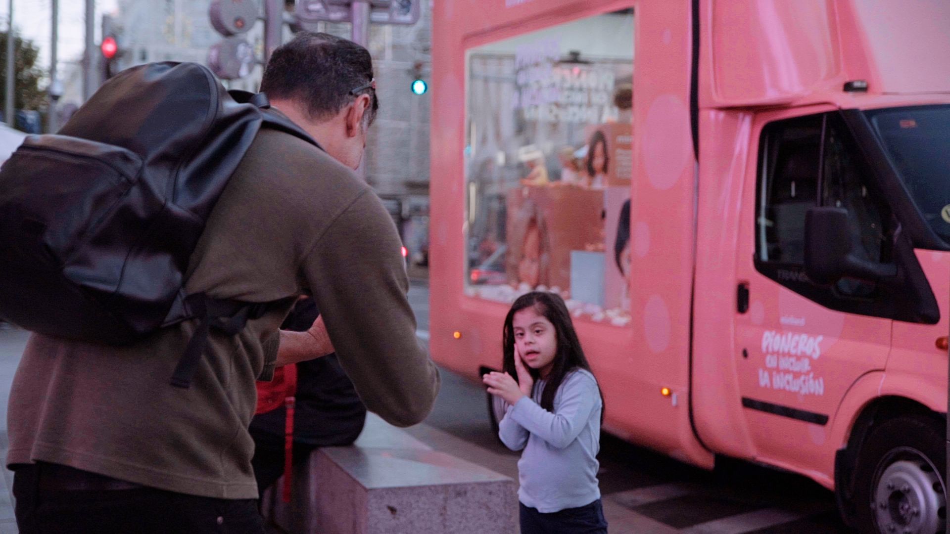 Los muñecos inclusivos de Miniland llegan a Madrid para presentar su ...